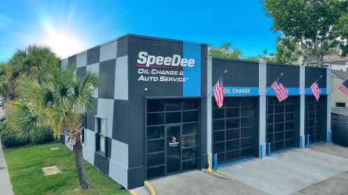 SpeeDee Oil Change & Auto Service Franchise