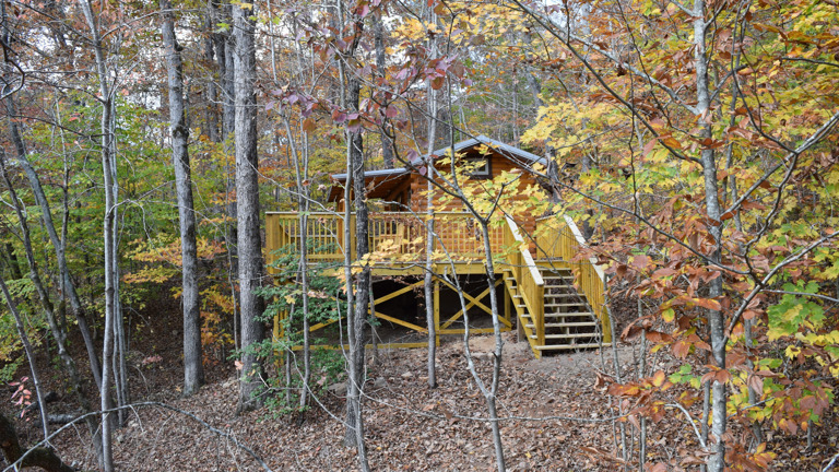 Tennessee River Gorge® Mountain Treehouse Offers Serenity & Relaxation ...