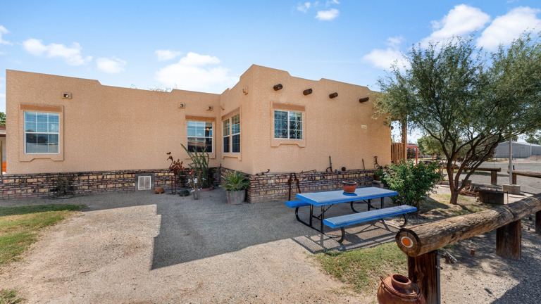 Country Market Plus Residence on 2.75 Acres (4 parcels) in Wenden ...