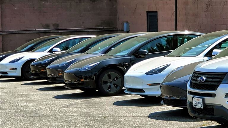 Technology-Enhacted Rental Car Company in Miami, Florida - BizBuySell