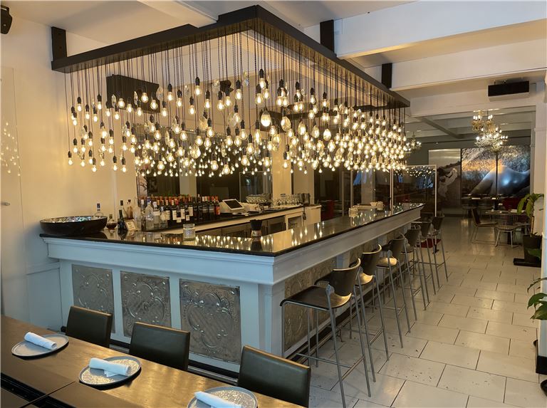 RARE / 5,295 SF 2nd gen. restaurant in Heart of River North for lease ...