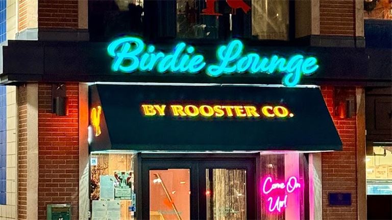 Blue Back Square Retail space in West Hartford, Connecticut - BizBuySell