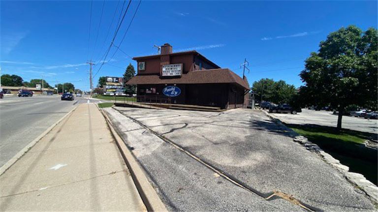Popular Green Bay Bar. in Green Bay, Wisconsin - BizBuySell