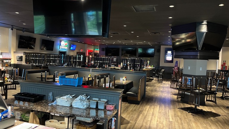 Modern Sports /Live Entertainment Bar/Restaurant in Canton, Ohio ...