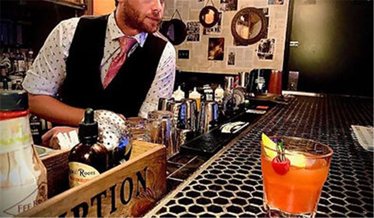 High Volume Restaurant and Bar in Palm Beach County, Florida - BizBuySell