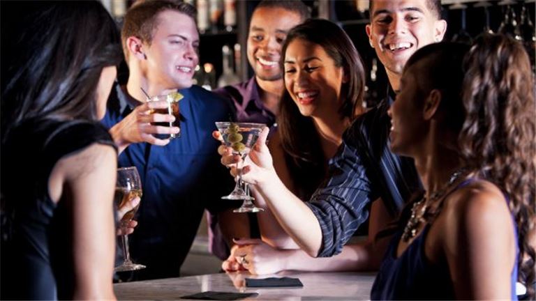 Trendy Cocktail Bar in Polk County, Iowa - BizBuySell