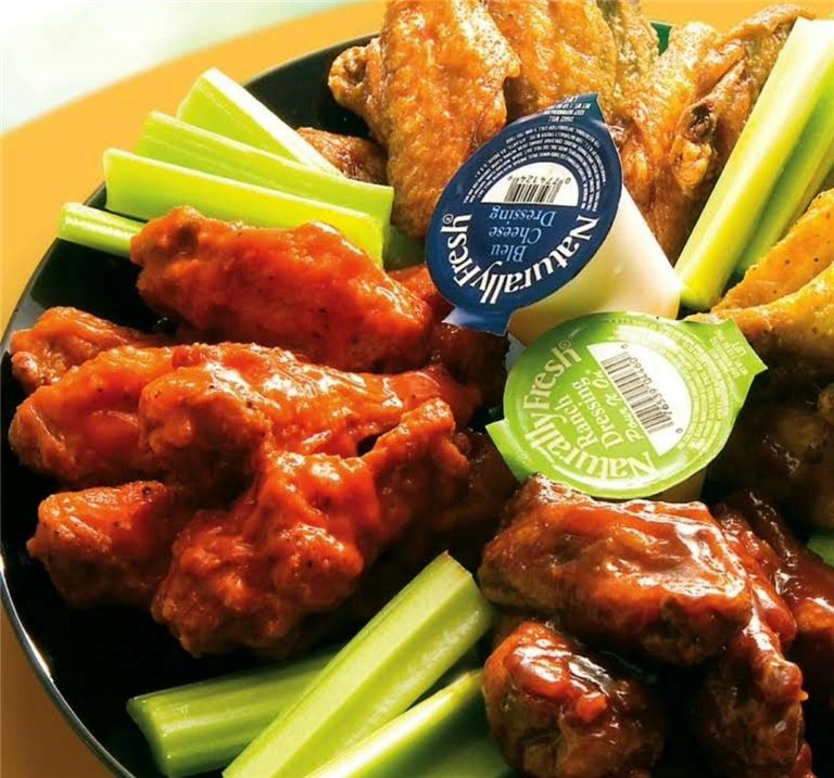 Great Location /Well-Equipped & Clean/Chicken Wing Restaurant in ...