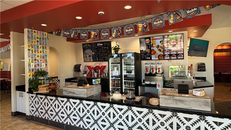 Turn-Key Restaurant w/Full Build Out in Valencia in Valencia ...