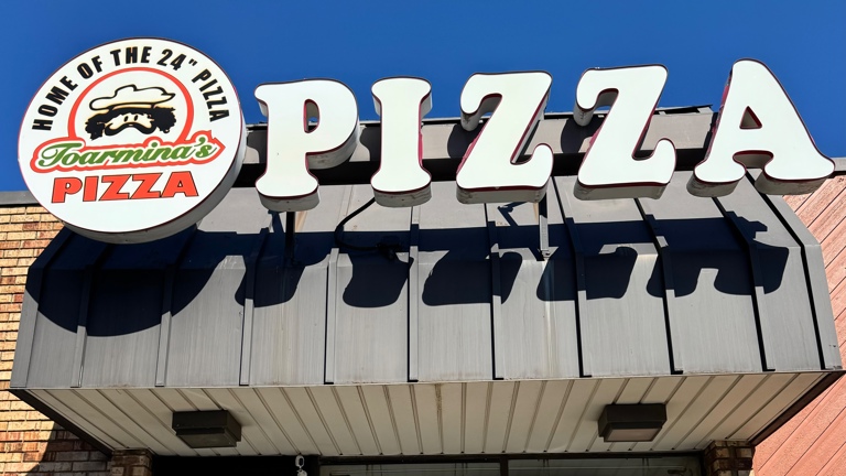 Local favorite pizza carry out and delivery in South Lyon, Michigan ...