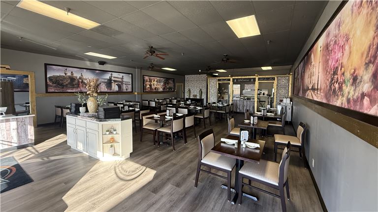 Turn-Key 2nd Gen Restaurant w/Full Build Out in Reedley, California ...