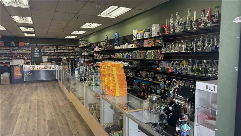 $48,000 NET Absentee-Run Profitable Smoke Shop in Mesa!! in Mesa ...