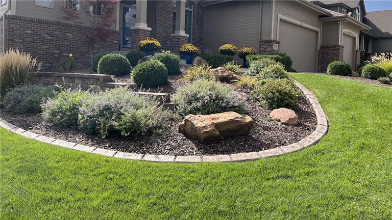 Specialty Exterior Borders & Edging Business – Owner-Operated, SBA in ...