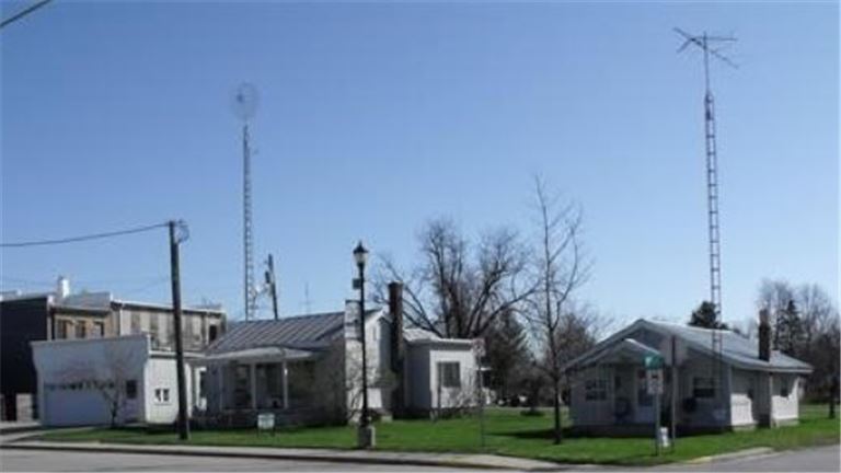 Corner Location located in Orland in Orland, Indiana - BizBuySell