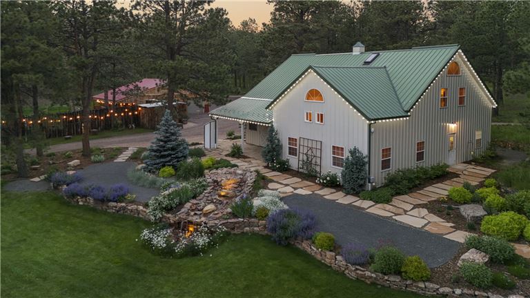 Live & Work at Turnkey Colorado Springs Wedding Venue in Colorado ...