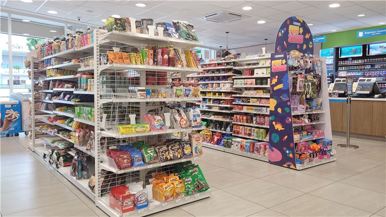 High-Traffic Convenience Store in Gated Bayfront Community in Miami ...