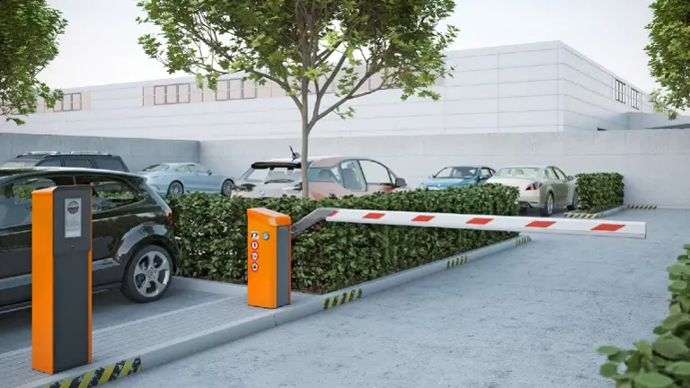 SmartPark Access: Hands-Free Parking with Camera & Gate Payment in Los ...
