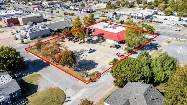 Cache Road Discount Liquor & Wine in Lawton, Oklahoma - BizBuySell