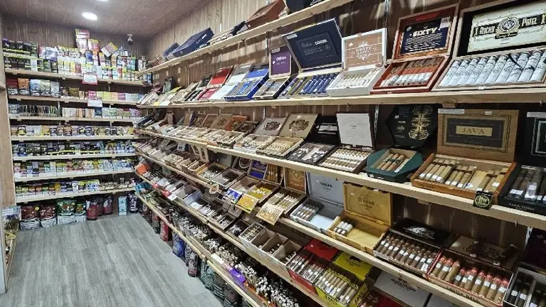 $80,000 NET Semi-Absentee-Run Mesa Smoke Shop w/Inventory Included in ...