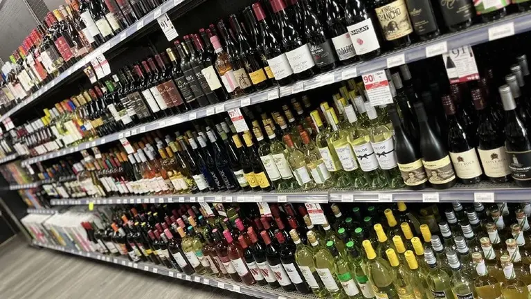 KC Liquor Store. Upscale Area. Sales $670K. CF $108K in Johnson County ...